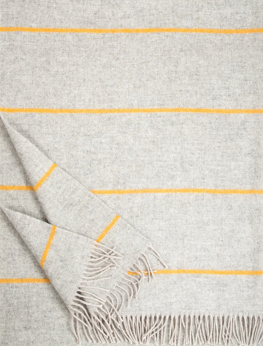 Koc wełniany z frędzlami 140x200 HALLA Wool Blanket Beige-Coffee dyed ...